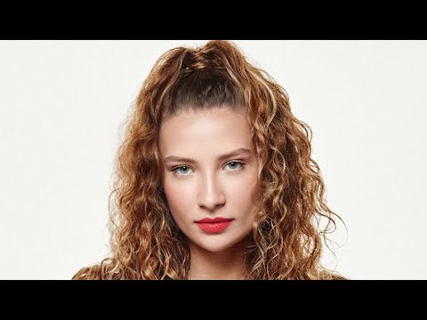 Irmak Arıcı ''Kimdir'' Özel