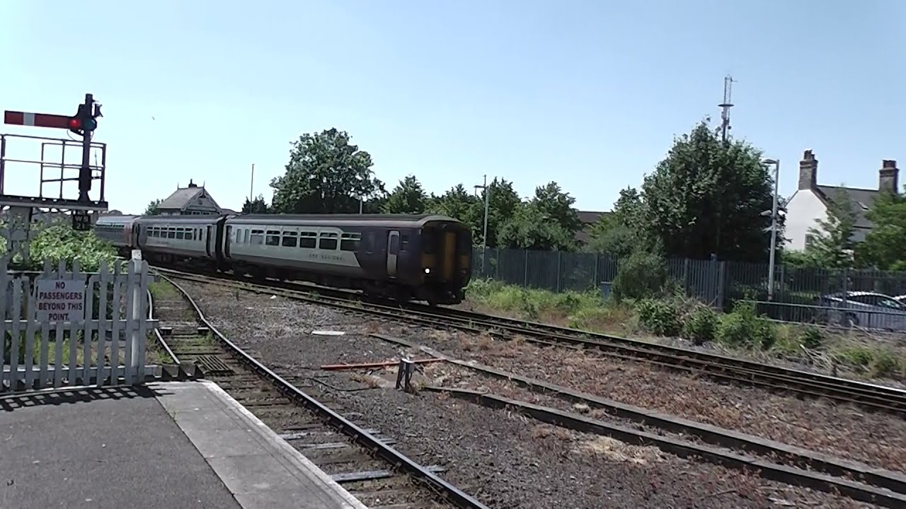 EMR Class 156 + 153 arrive at Boston 16/06/21 - YouTube