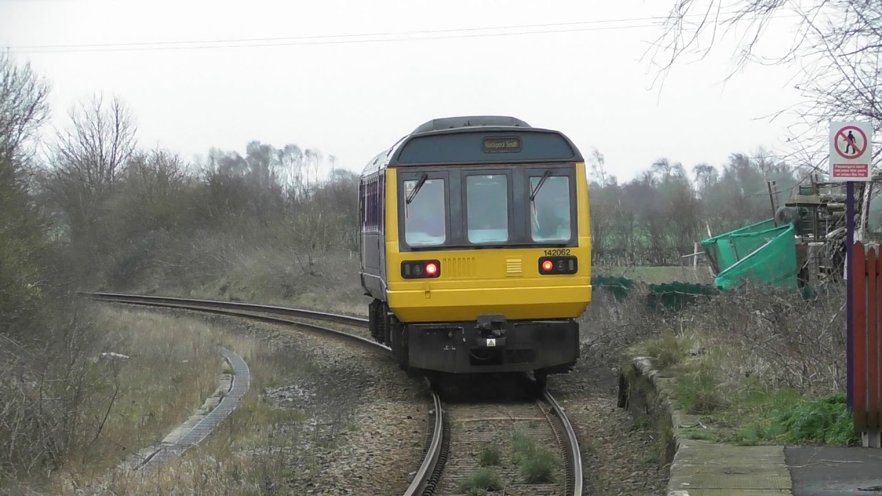 Moss Side Station 13/3/19 - YouTube
