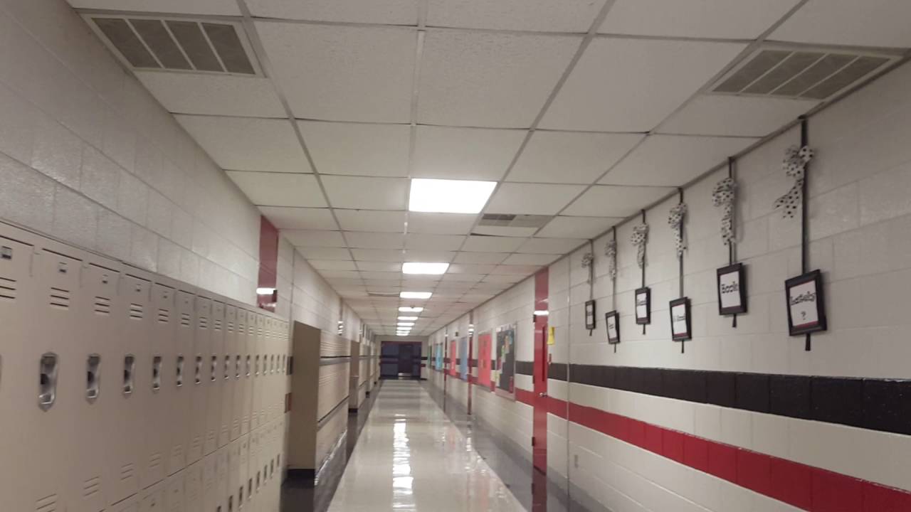 Bean's New Locker in the Scary Dark Hallway. 8/12/2016 - YouTube