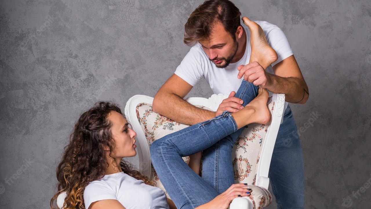 How To Tell Your Girlfriend About Your Footfetish Youtube