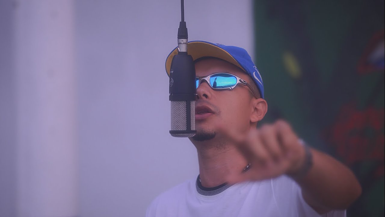 RC - Não é o Fim (Clipe oficial) - YouTube