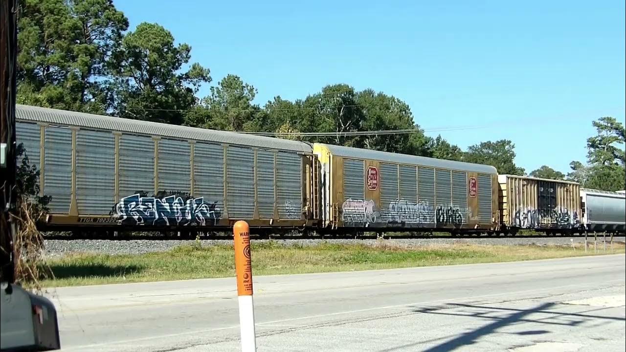 KCS #4890 Leads MSHSZ 20 - YouTube