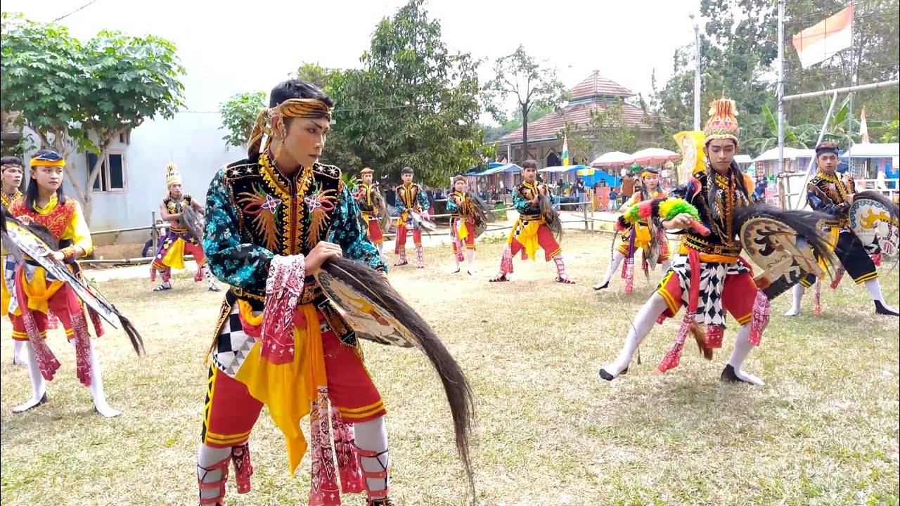 Kapatan ebeg kresno aji budoyo live Kalisari Lampung Tengah - YouTube