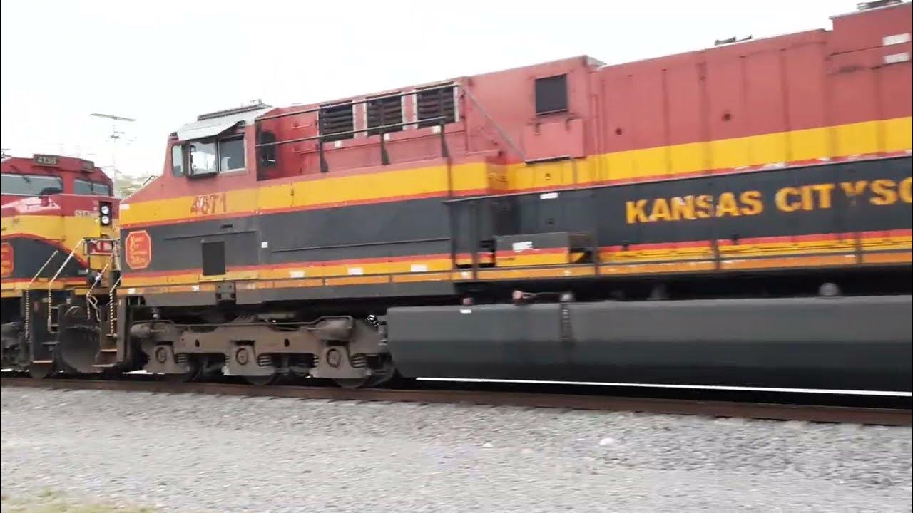 Tren Automotriz CANADIAN PACIFIC (CP 8078) Junto con KCS Rumbo al Norte - YouTube