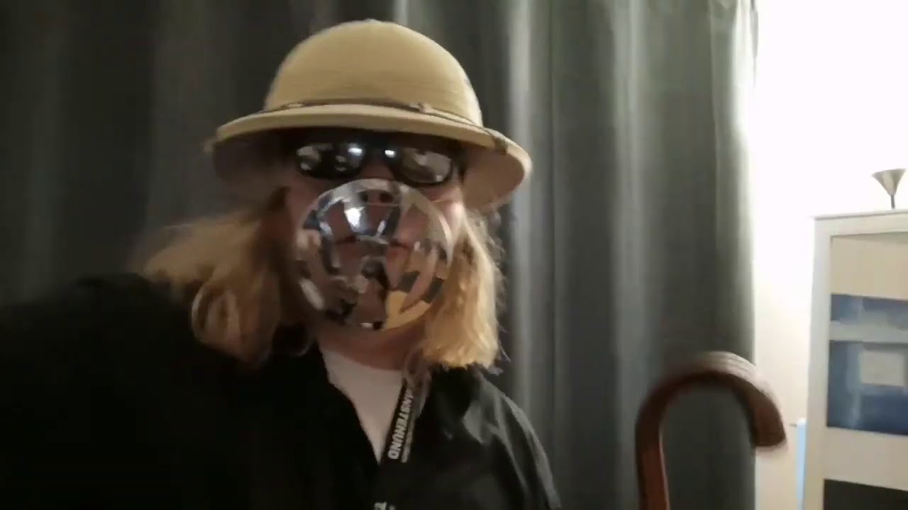 Äta papper och dricka T-sprit - YouTube