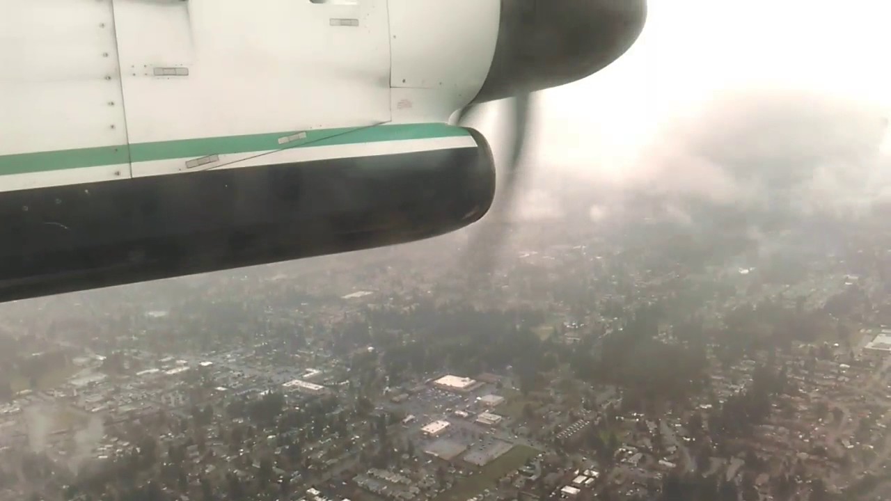 Vancouver (YVR) to Portland (PDX) with Alaska Airlines - YouTube