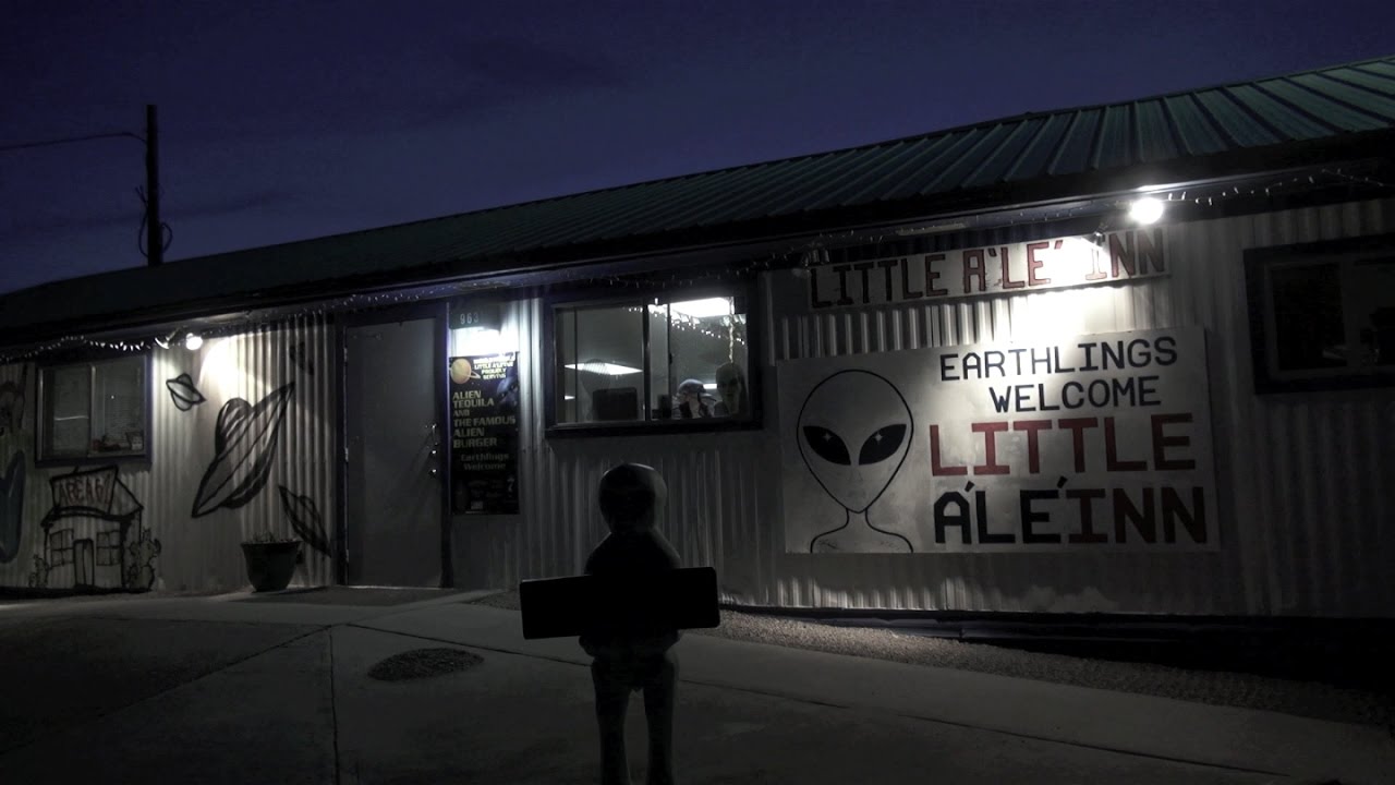 David Lyttle ft. Tom Harrison at The Little A'Le'Inn, Rachel, Nevada ...