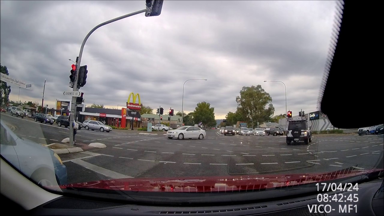 Red light camera corner Cross Rd and Goodwood Rd Adelaide - YouTube