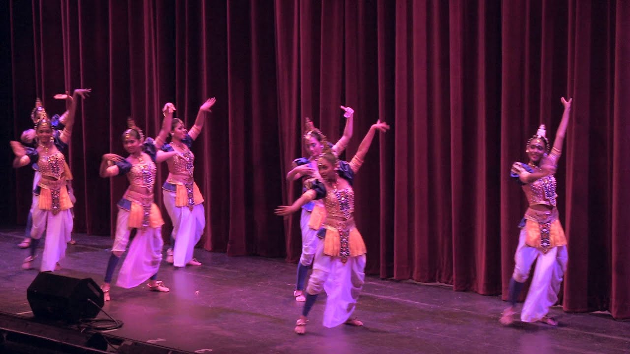 Opening Dance in "Aaradhana" concert with TM Jayarathna & Pradeepa ...
