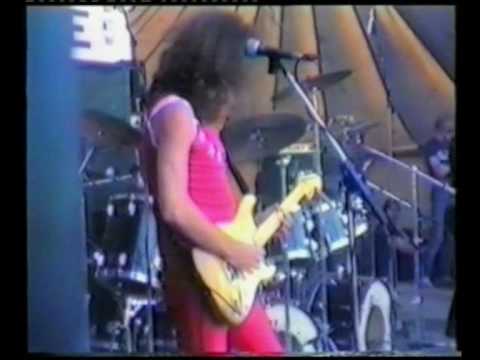 PICTURE - HEAVY METAL EARS (LIVE 1981) - YouTube