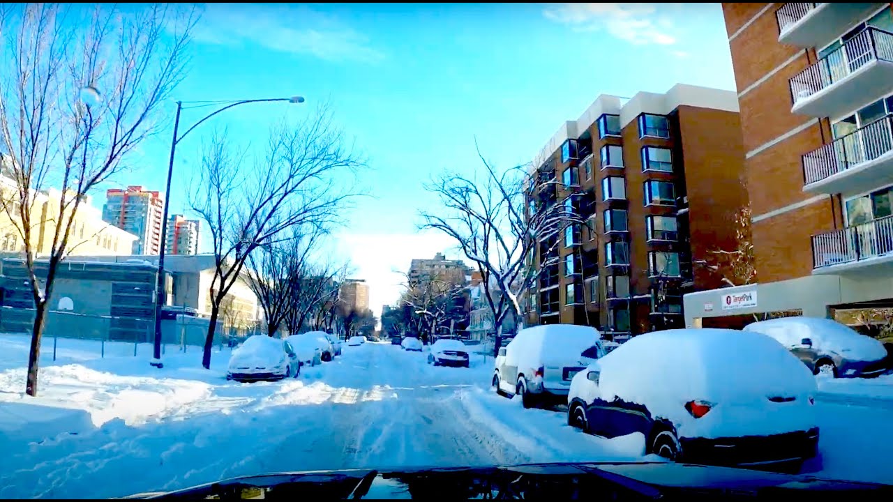 Tour the world's famous cowboy city Calgary after a heavy snow fall ...