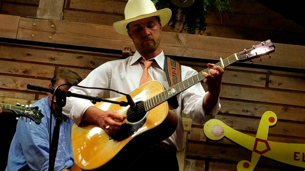 Terry Baucom and Dukes of Drive / Shenandoah Breakdown - YouTube