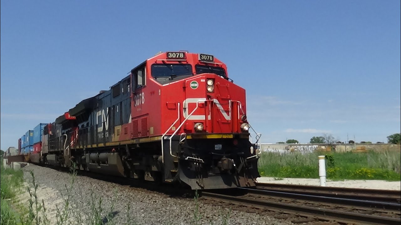CN 3078 CN 3100 Southbound Intermodal 06-12-2022 - YouTube
