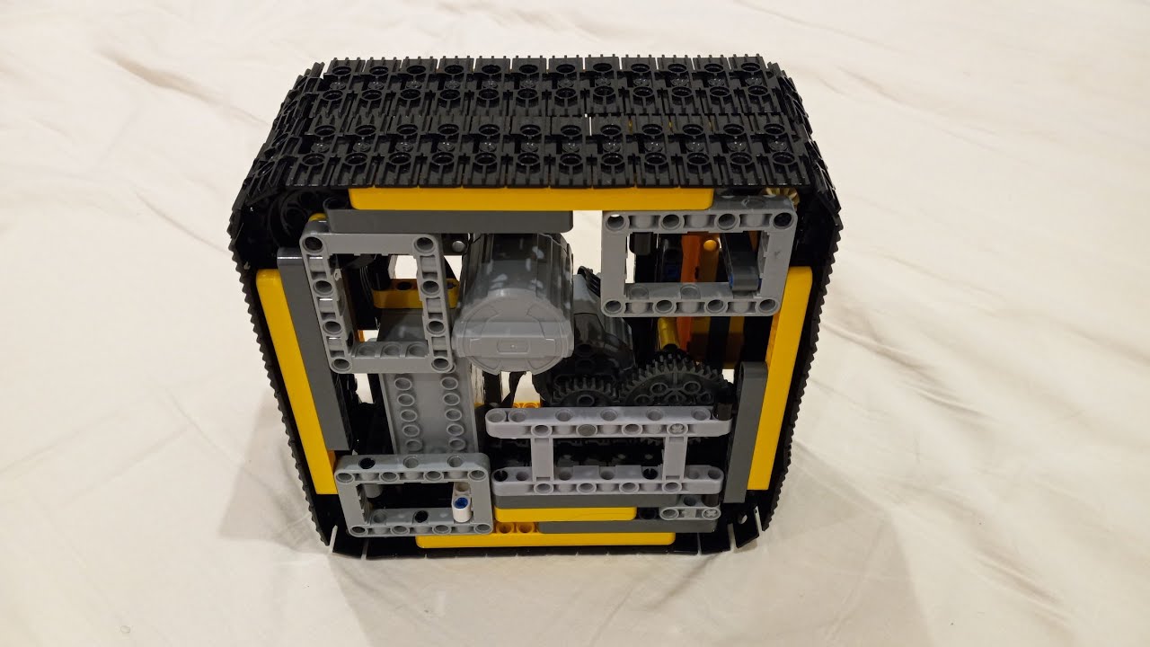 Lego Technic Tread Vehicle v2 :) - YouTube