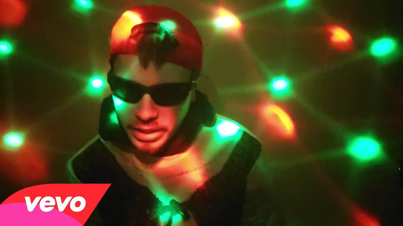 Lil Frik - Furry Gay Femboys [OFFICIAL MUSIC VIDEO] - YouTube