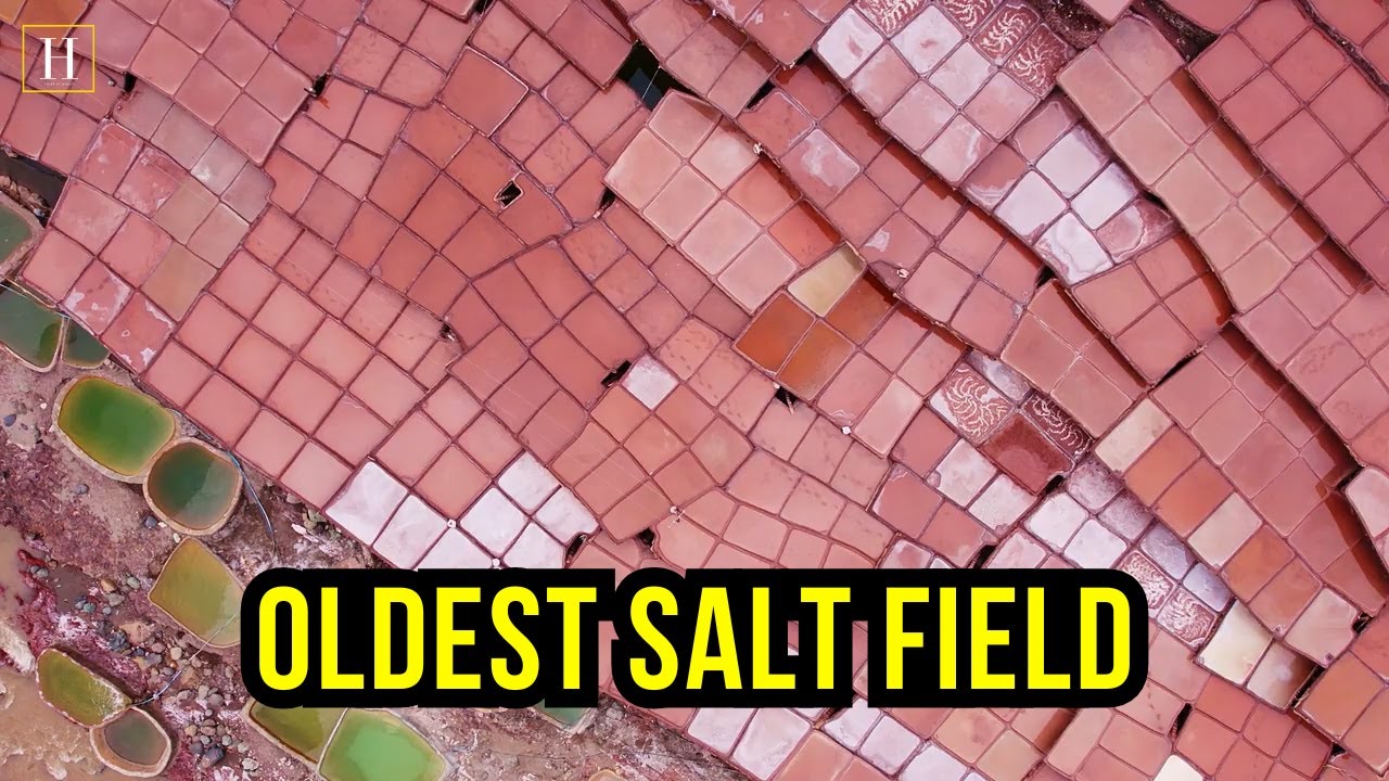 Salt Making in Thousands of Years Old Ancient Salt Fields in Mangkang ...