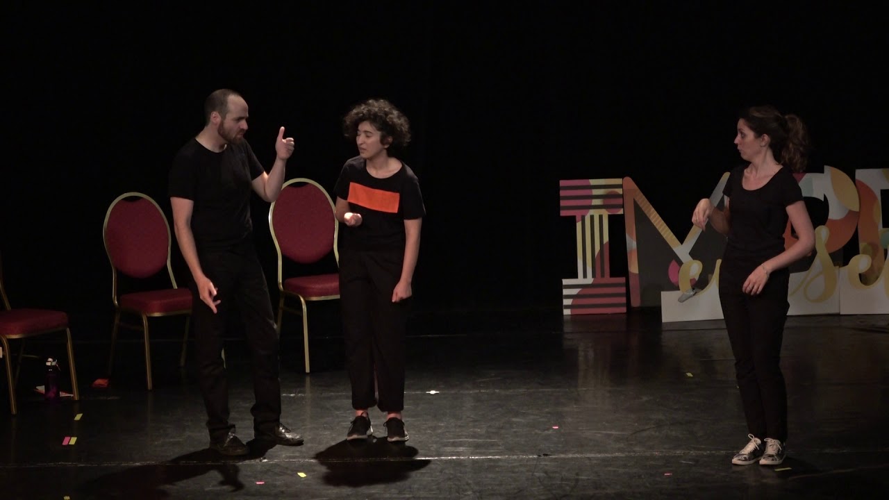 Theatral Suspects au Festival d'Impro de Paris, Impro en Seine 2019 - YouTube