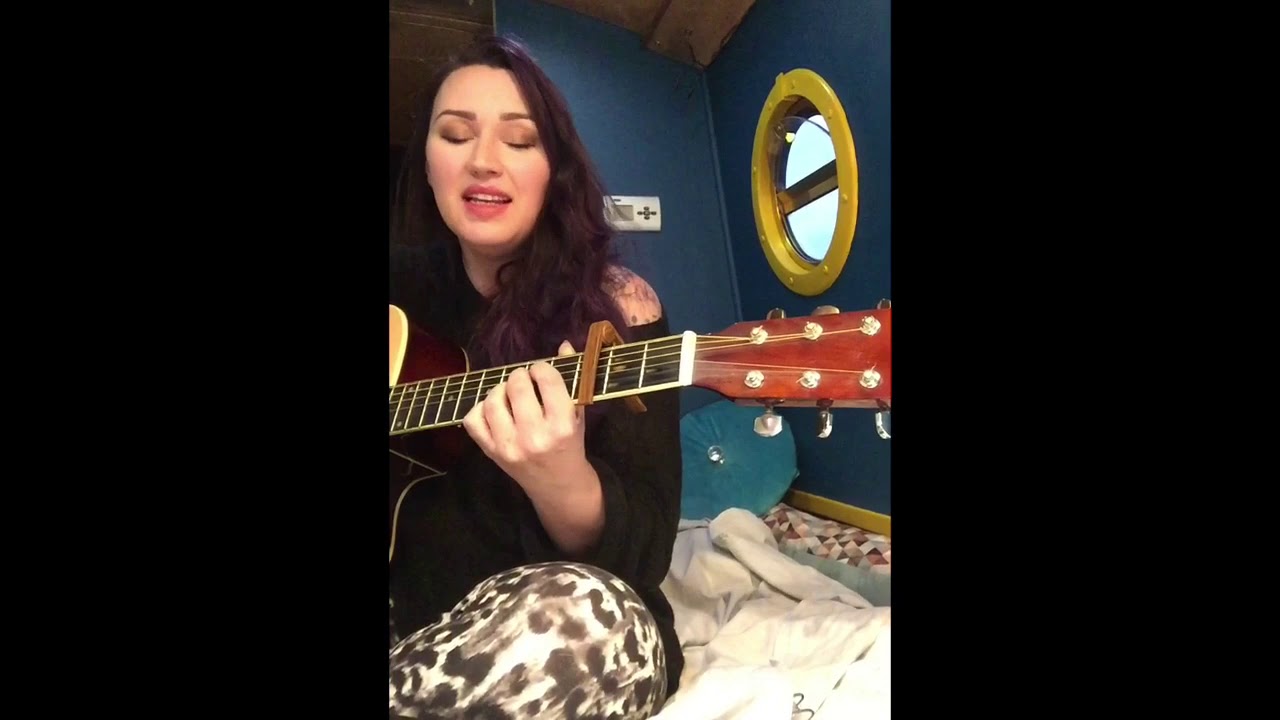 Made in Grimsby - Shannon Reilly - Singer Songwriter - YouTube