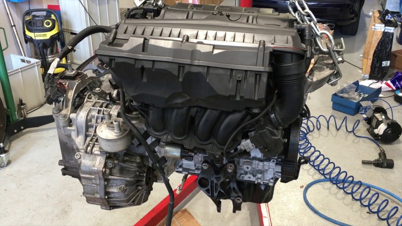 Mini Cooper 2010 revisie motor - YouTube