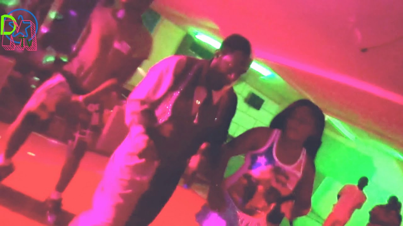 ATANGO DE MANADJAMA fait tomber une foule a OBALA au ''Coeur de la ...