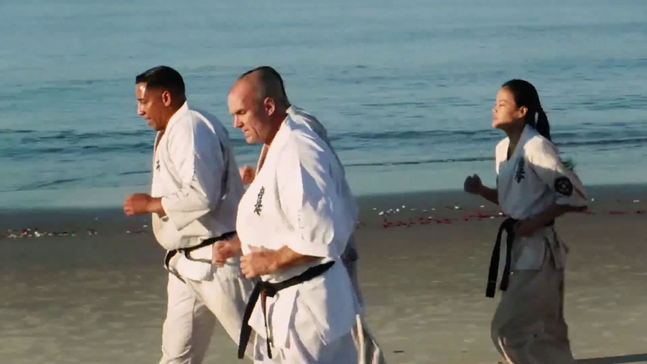 Karate Perez - Beach Training with Shihan Judd Reid - Kyokushin Karate ...