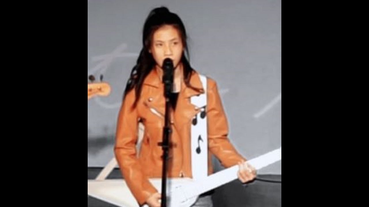 Fifteen 15 歲: For the future me 搖滾女孩的心態: 一首送給將來十五歲自己的原創歌曲 千齡 Mina Pang ...