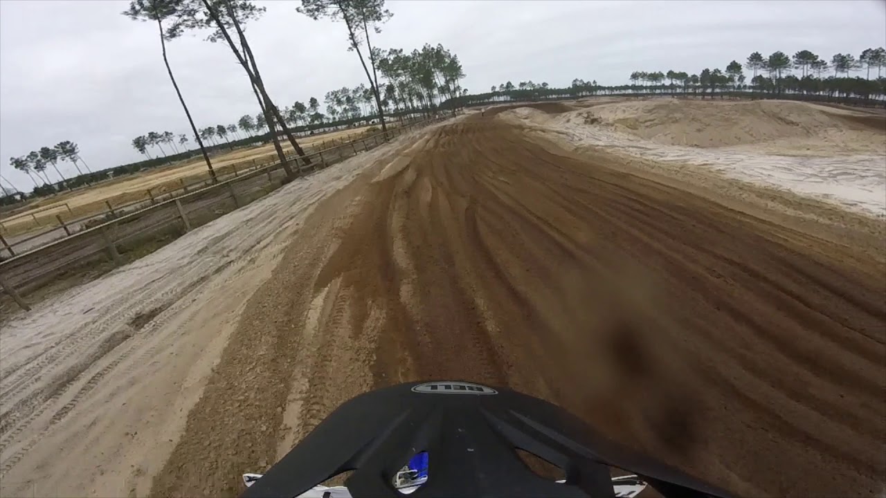 Un tour chez Bud Racing en 250 YZ + Crash 🤟 - YouTube