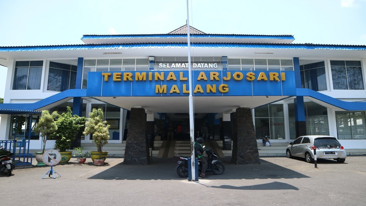 Terminal Arjosari Kota Malang - YouTube