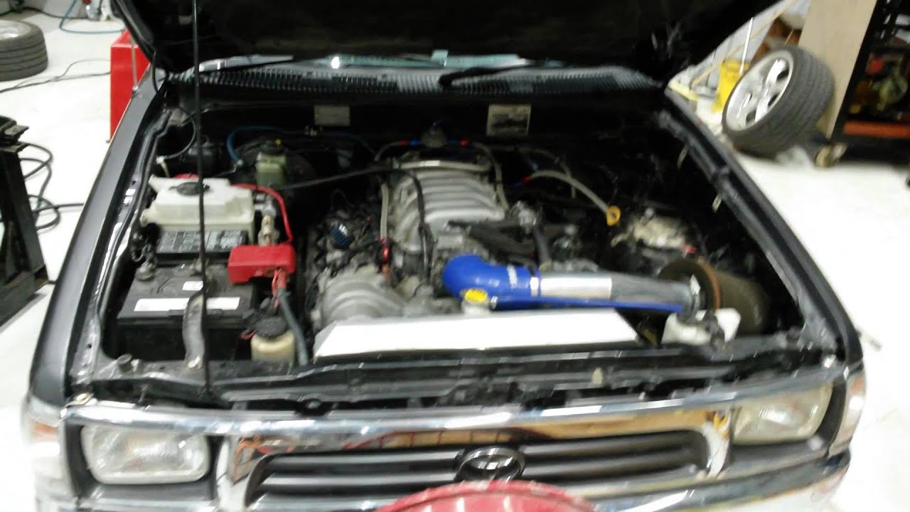 3UZ-fe with VVTI on the dyno being tuned - YouTube
