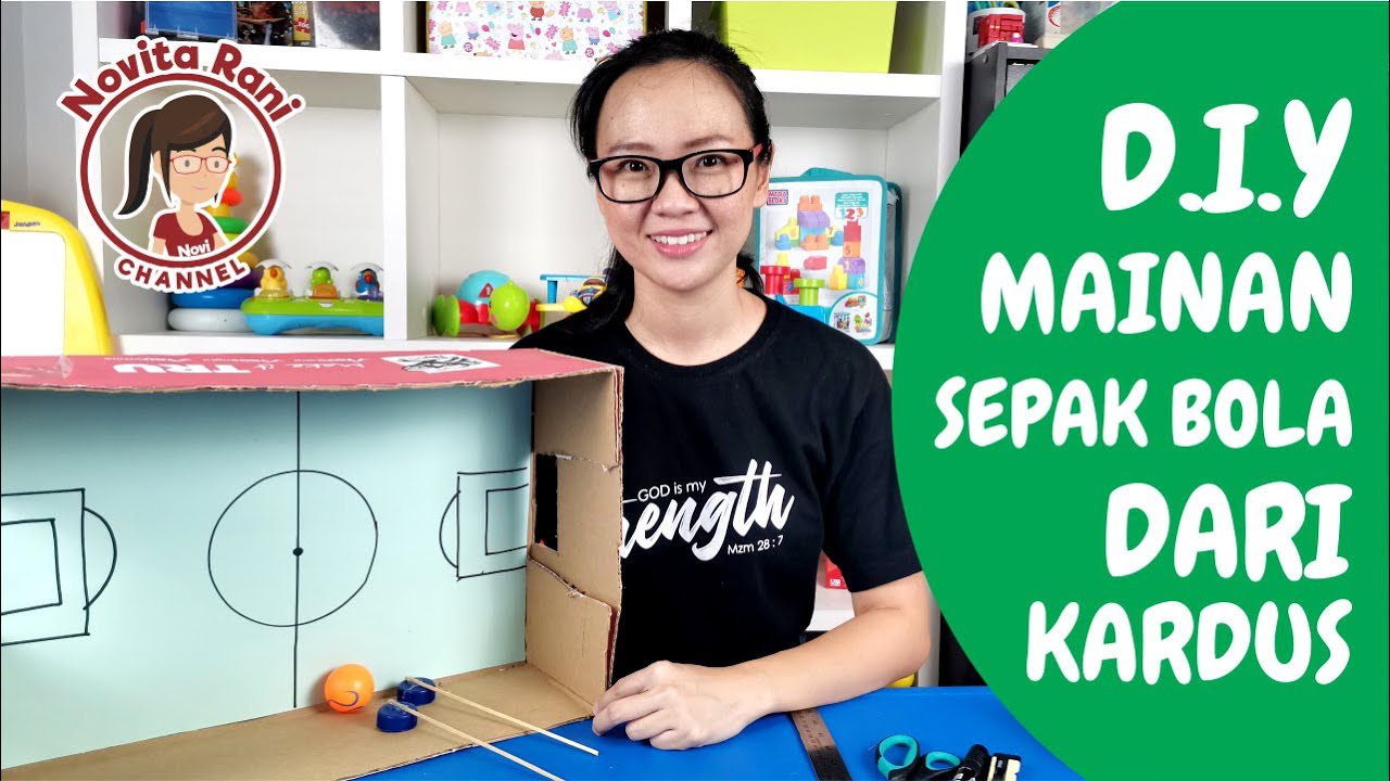 DIY Mainan Anak - Membuat Sepak Bola Mini dari Kardus Bekas - YouTube