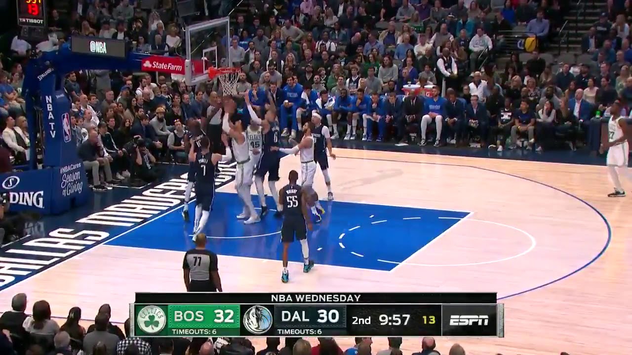 Kristaps Porzingis with multiple blocks on Kanter in one possession ...