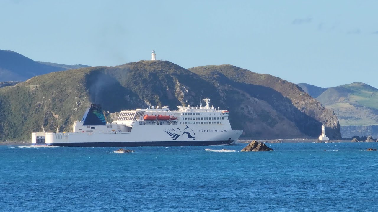 (4k) Interislander ferry Kaitaki sighting | Breaker Bay, Wellington ...
