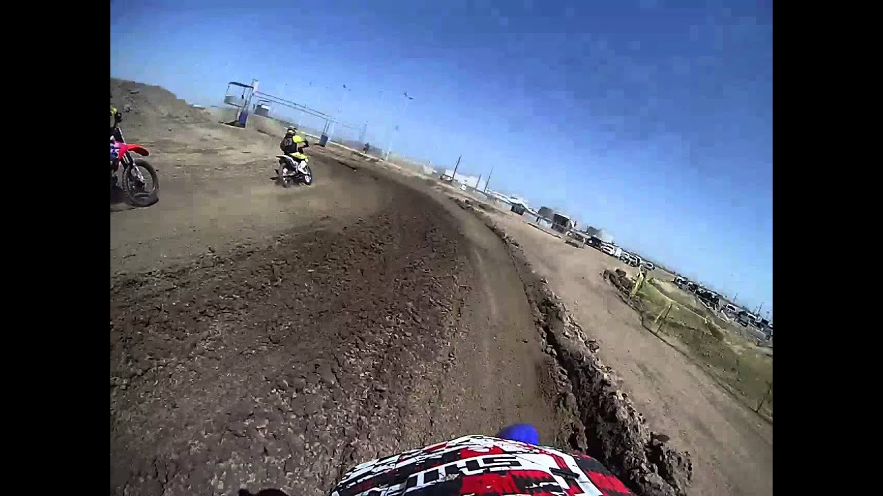 DT1 MX Park in Tulare 4-13-14 YZ125 - YouTube
