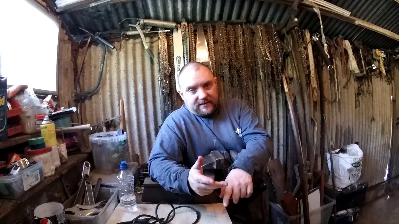 WeaponCollector Vlog : Quivers, V.E Day, Bill Hook Cutting and More ...