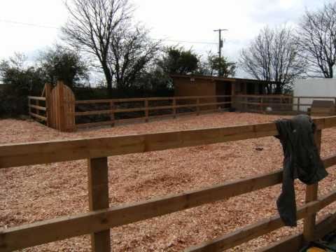 Design Ideas to build your own horse paddock, Cork, Ireland. Outdoor ...