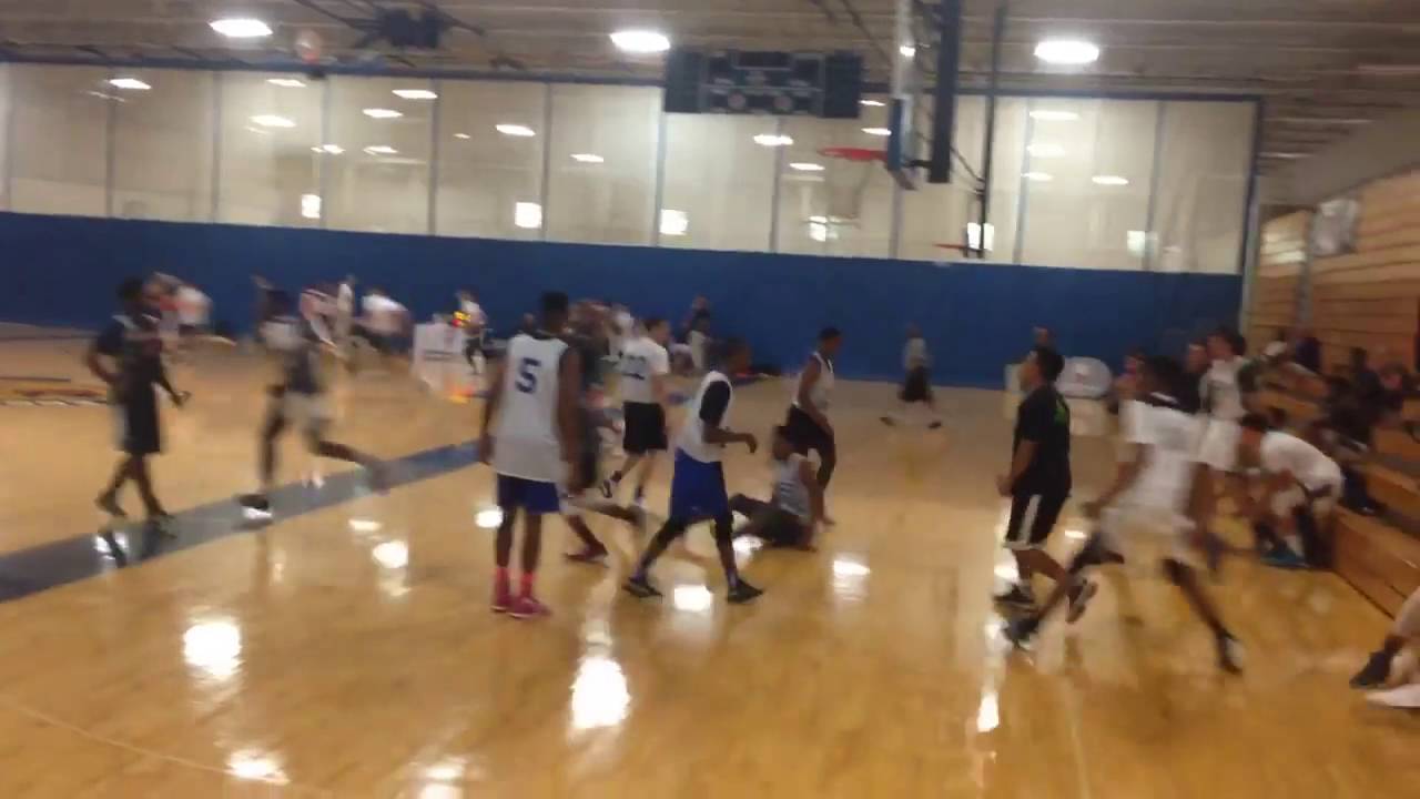 Mass Rivals Guard Taelon Martin Baptizes A Defender !!! - YouTube