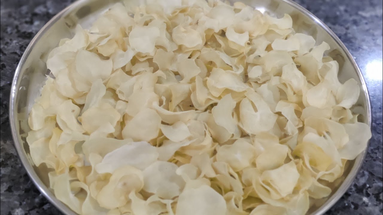 potato chips/ recipe of aloo chips/ recipe of potato chips/ potato ...