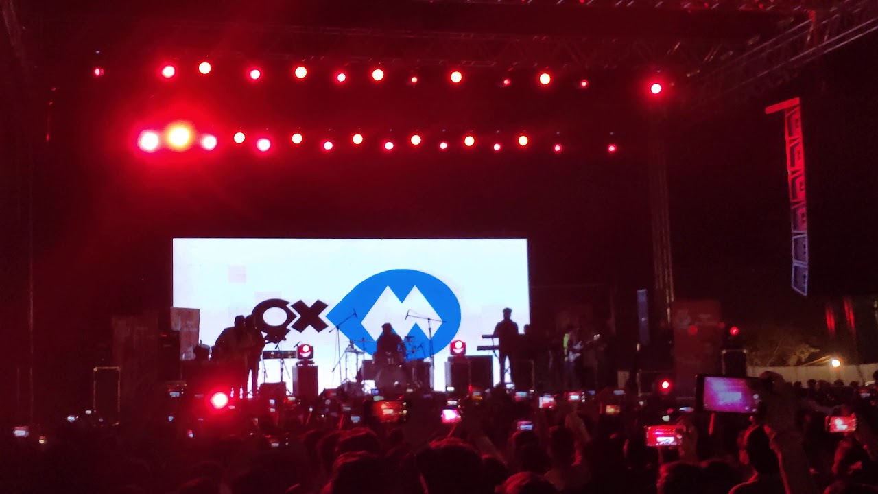 AASTHA GILL AT MANIT,BHOPAL | #MAFFICK 2K20 - YouTube