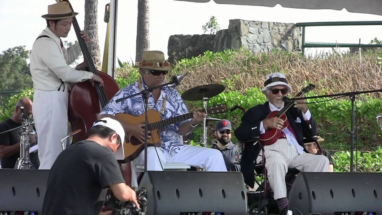 Bill Tapia - I Wanna Learn to Speak Hawaiian, Ukulele Picnic in Hawaii ...