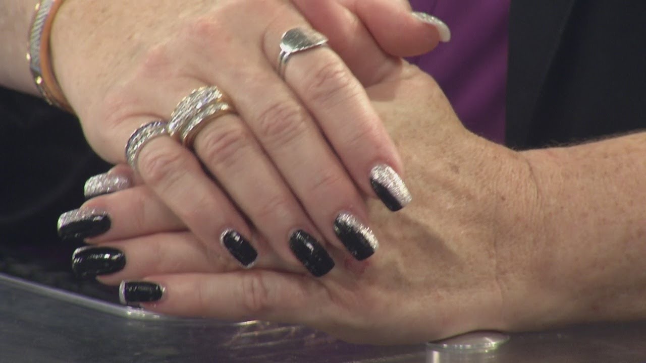 Total Eclipse Nails - YouTube