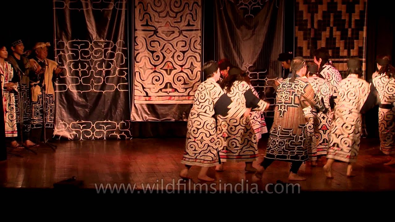 Traditional Ainu dance India tour performance - Hararki (A crane fly in ...