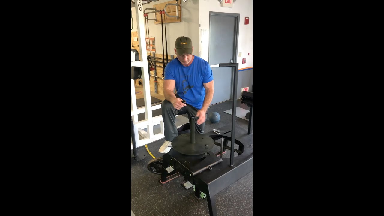Hip thrust pin set up - YouTube