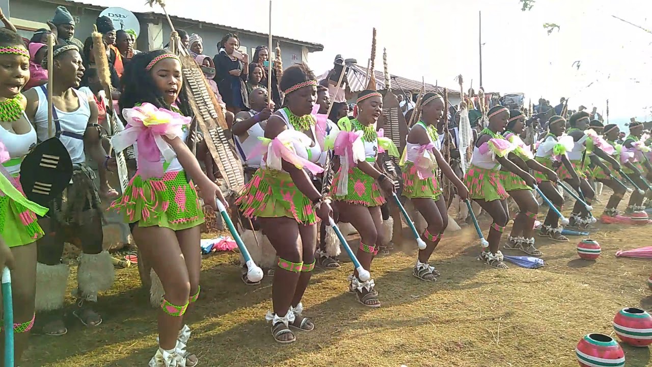 Usiko Cultural Dancers - YouTube