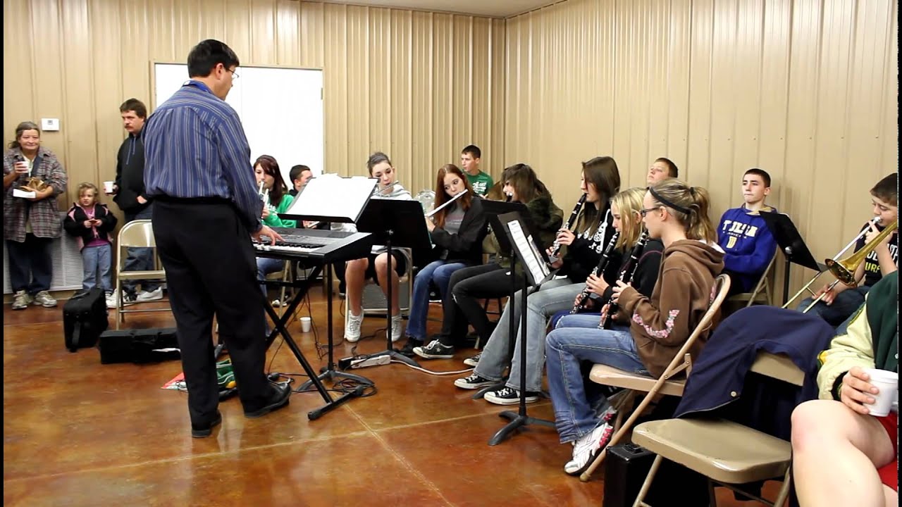 Chetopa Tree Lighting - YouTube