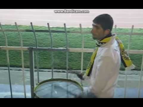 FenerBahçe Tribününde Davul Şow  !!!!!!!!!!!!