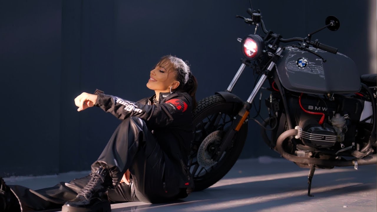 Ionela Guzic - Tamally Maak x Calling U (Official Video) COVER - YouTube