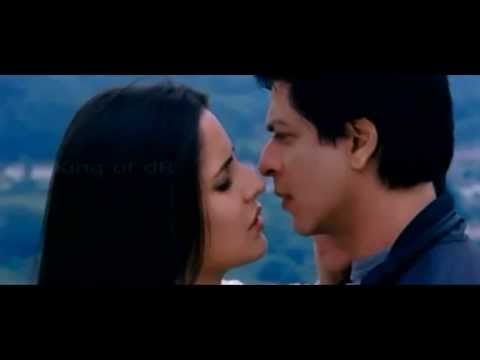 Katrina Kaif Hottest Lip kiss scene with Sharukh in JAB TAK HAI JAAN