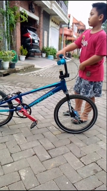 sepeda onthel balap ,rogue#shorts - YouTube