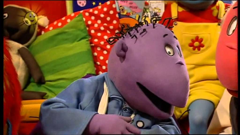 Tweenies - Kissing - YouTube